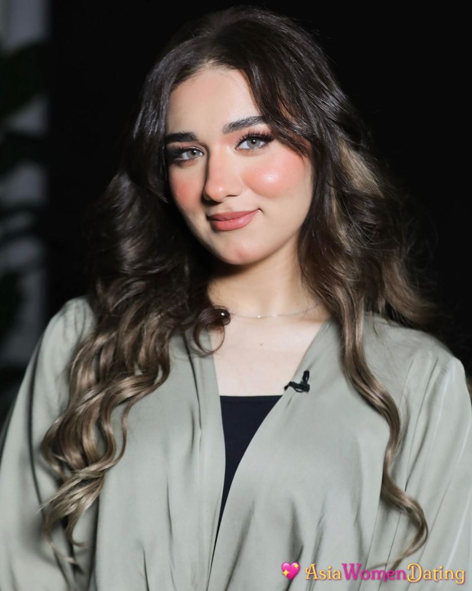 Saudi Arabian Women: What Makes Them the Best Wives?